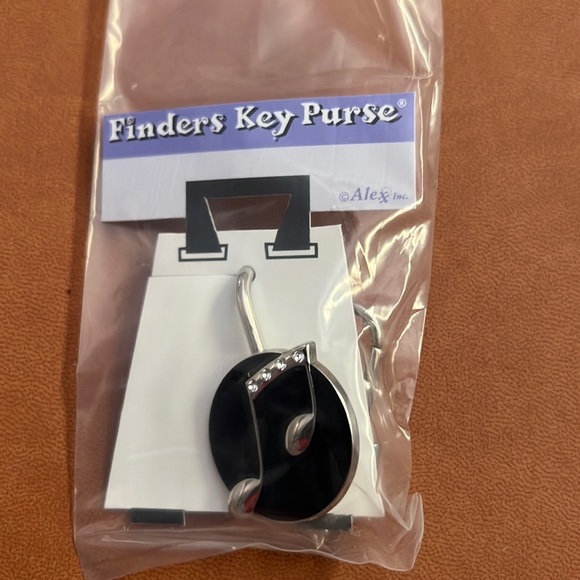 Accessories | Music Note Key Finder | Poshmark